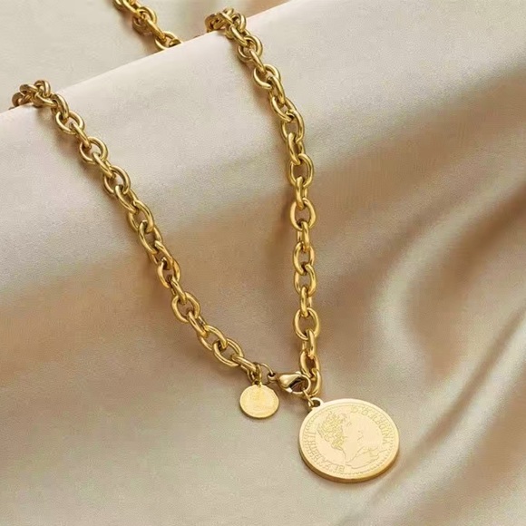 Jewelry | New Gold Portrait Coin Necklace 18k Gold Plating See Above ...